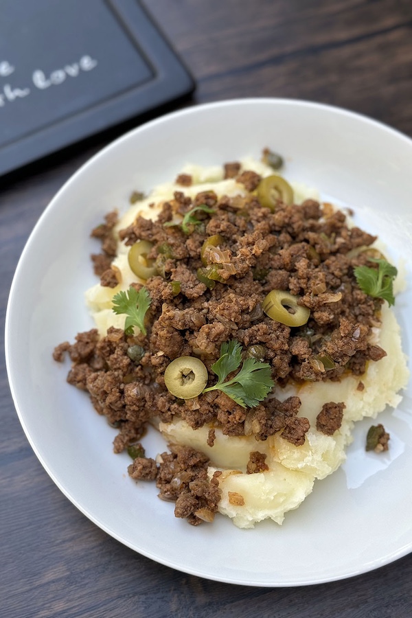 Cuban Ground Beef and Tomato Picadillo Recipe | Mydeliciousmeals.com