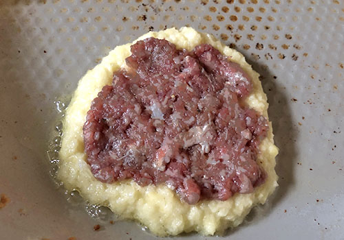 Potato Pancakes Stuffed with Ground Beef | Mydeliciousmeals.com